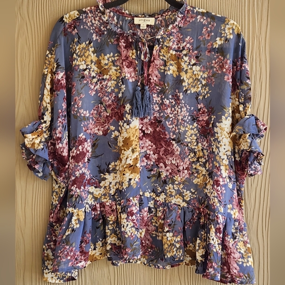 Umgee | Tops | Umgee Floral Lightweight Blouse | Poshmark
